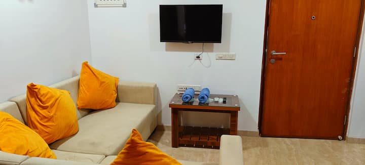 Vibrant Studio -3pax %Hiranandani Estate Thane - Thane