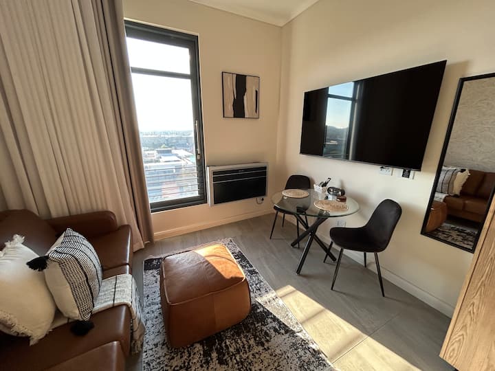 Menlyn Luxury Living Apartment - Pretoria
