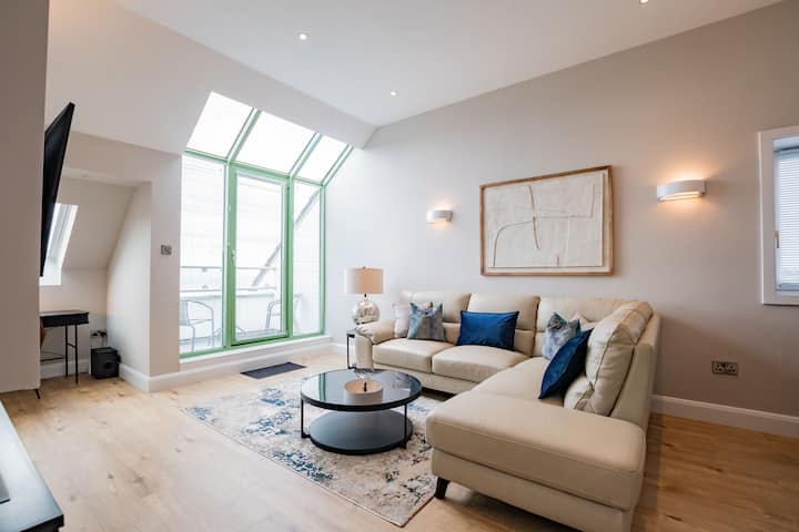 Luxury Penthouse With Galway Bay Views - Galway
