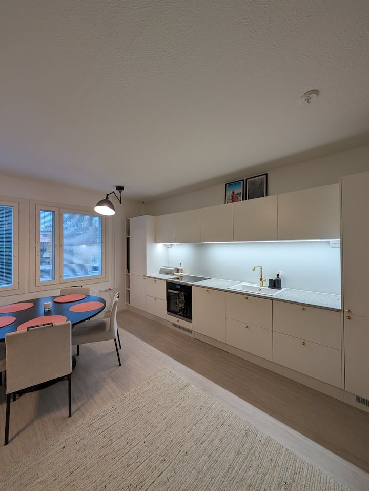 Saunallinen Kaksio Kaarinassa, Oma Autopaikka - Turku