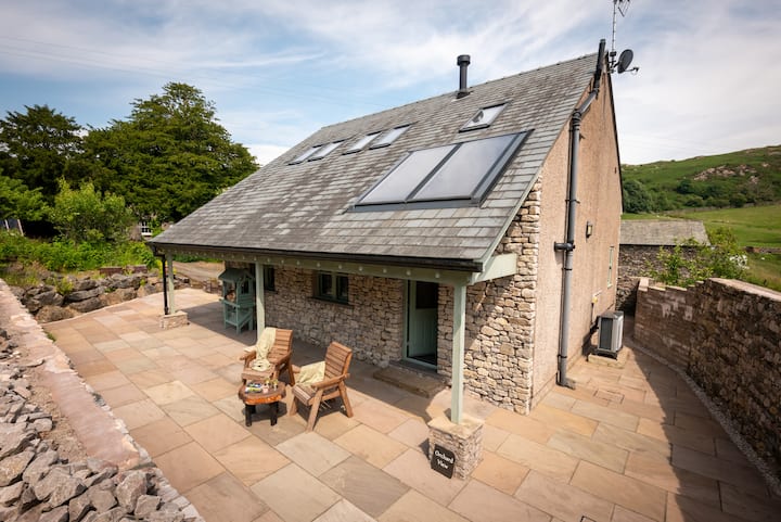 Ellenboro House, Cosy Sleeps 2, Near Cartmel - Grange-over-Sands