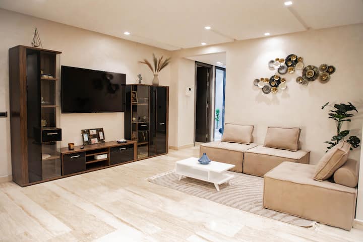 Elegant 3-bedroom Apartment In A Secure Residence - Casablanca