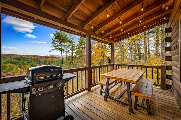 Cozy Cabin With Breathtaking Views - Blue Ridge, GA