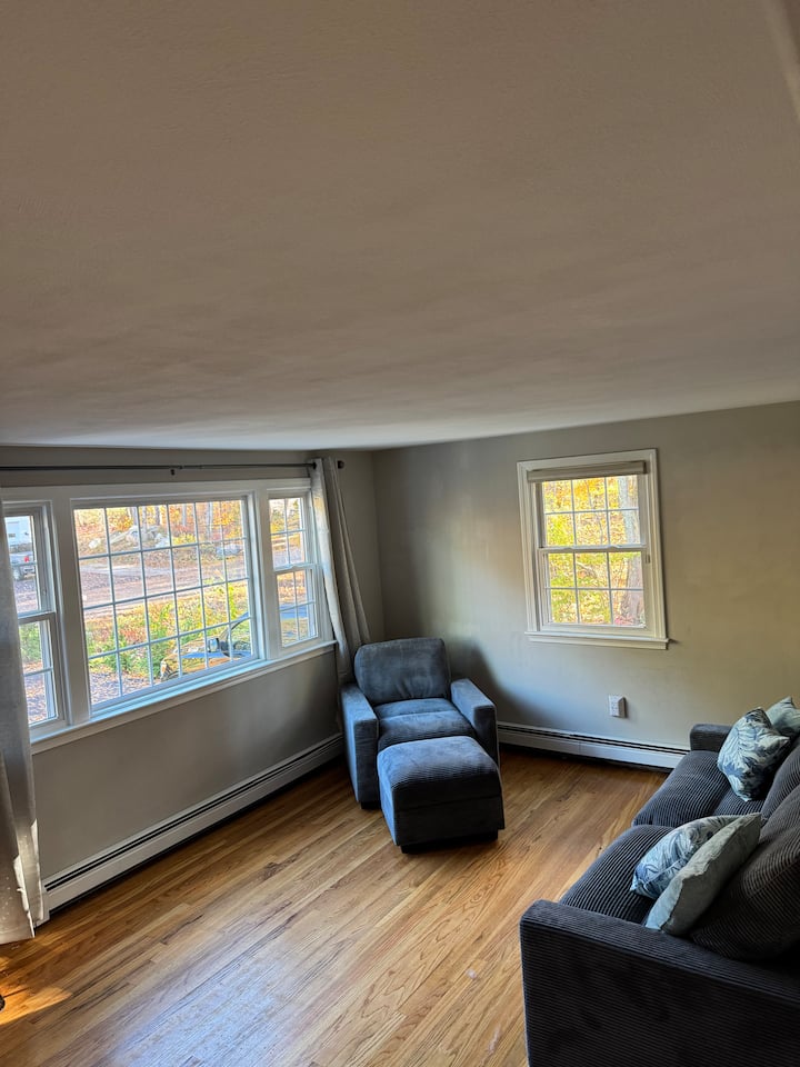 Serene Retreat - Litchfield, NH