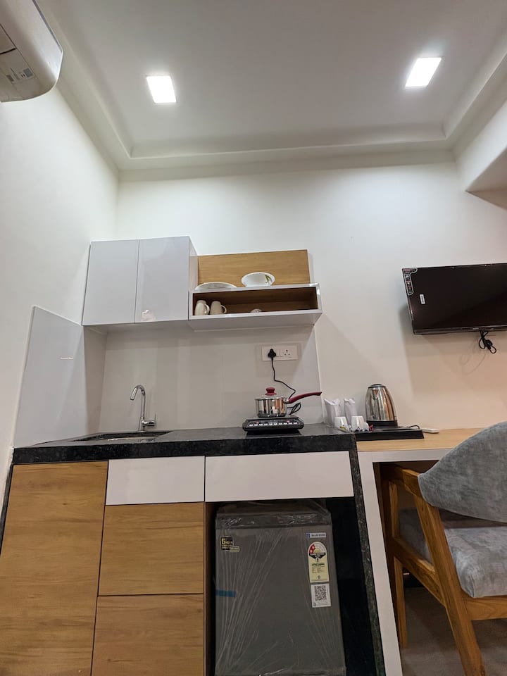 Viretha Livings - Entire Floor - ウダイプル