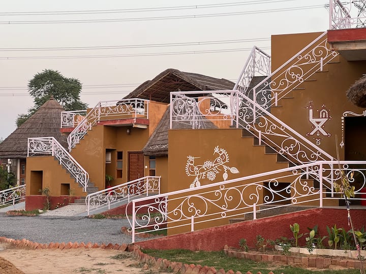 Irwina (In Rhythm With Nature) - Pushkar