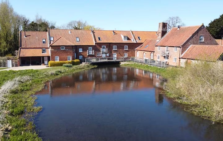 Charming And Peaceful Retreat In Burnham Overy - Burnham Market