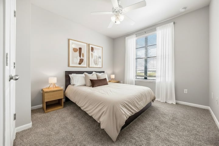 Family Getaway | 3br2ba | Pool, Gym, Park - Mission del Lago - San Antonio