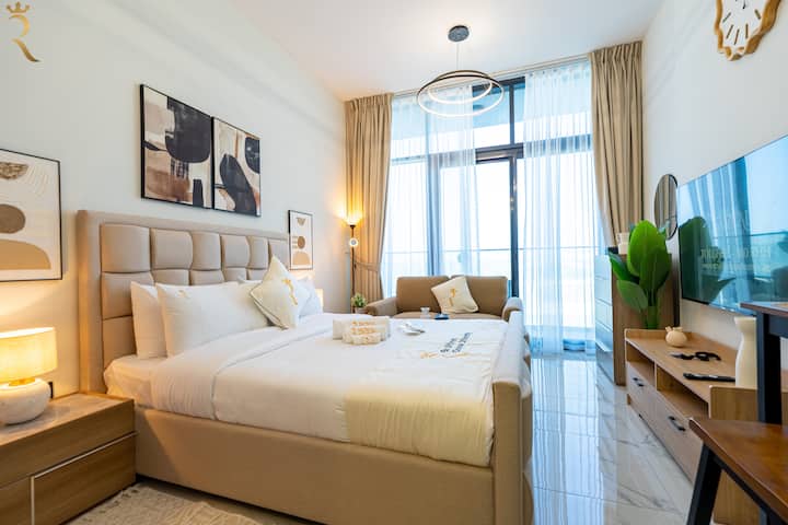 Comfortable 1br Studio | Solis Masdar City Escape - Abu Dhabi