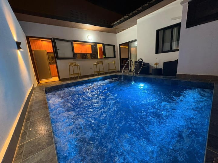 Magnifique Villa De 3 Pièces Avec Piscine. - Côte d'Ivoire