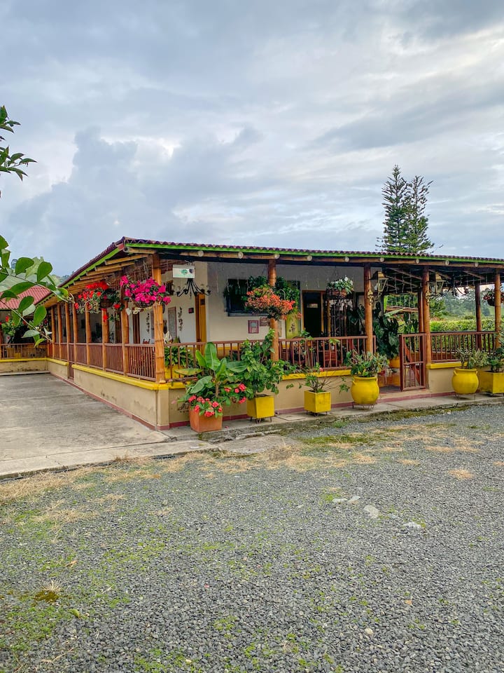 Finca/ 30 Mins De Termales/ Gran Vista Y Jacuzzi - Santa Rosa de Cabal