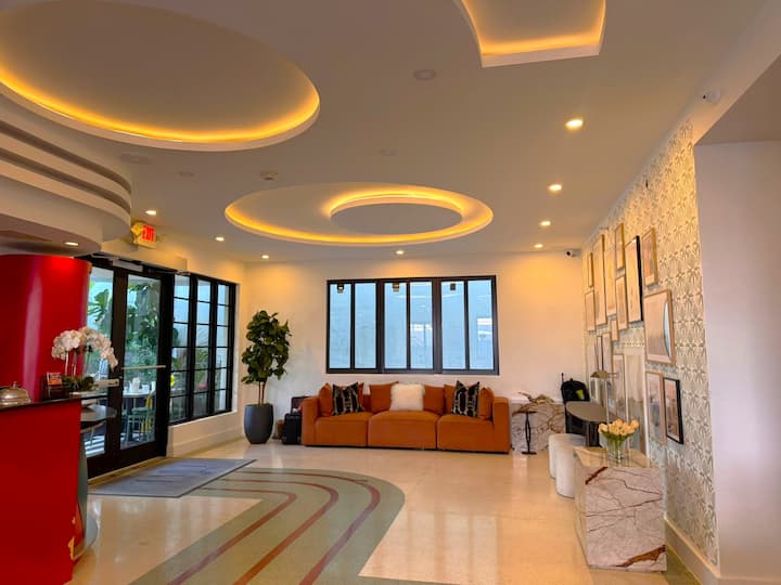 Private King Suite, Miami Beach - Miami Beach, FL