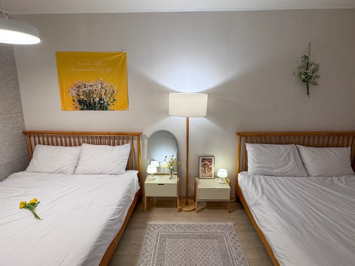 해리단길 시작 위치 (해운대역 3분) / #평화로움 #조용 #쾌적 #가족 #한국식주택 - Busan