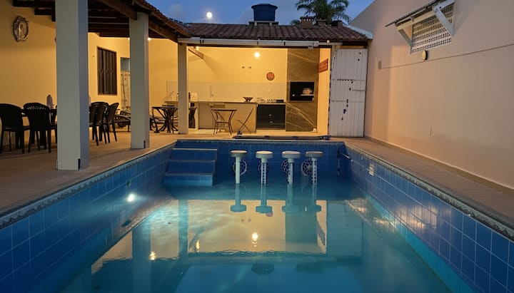 Piscina, 4 Suítes E Conforto Ao Lado Da Praia. - Salinópolis