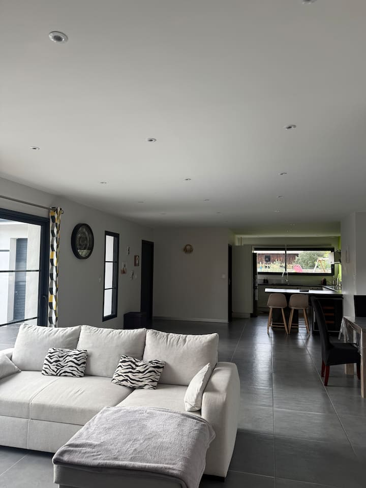 La Villa Alma - Salles