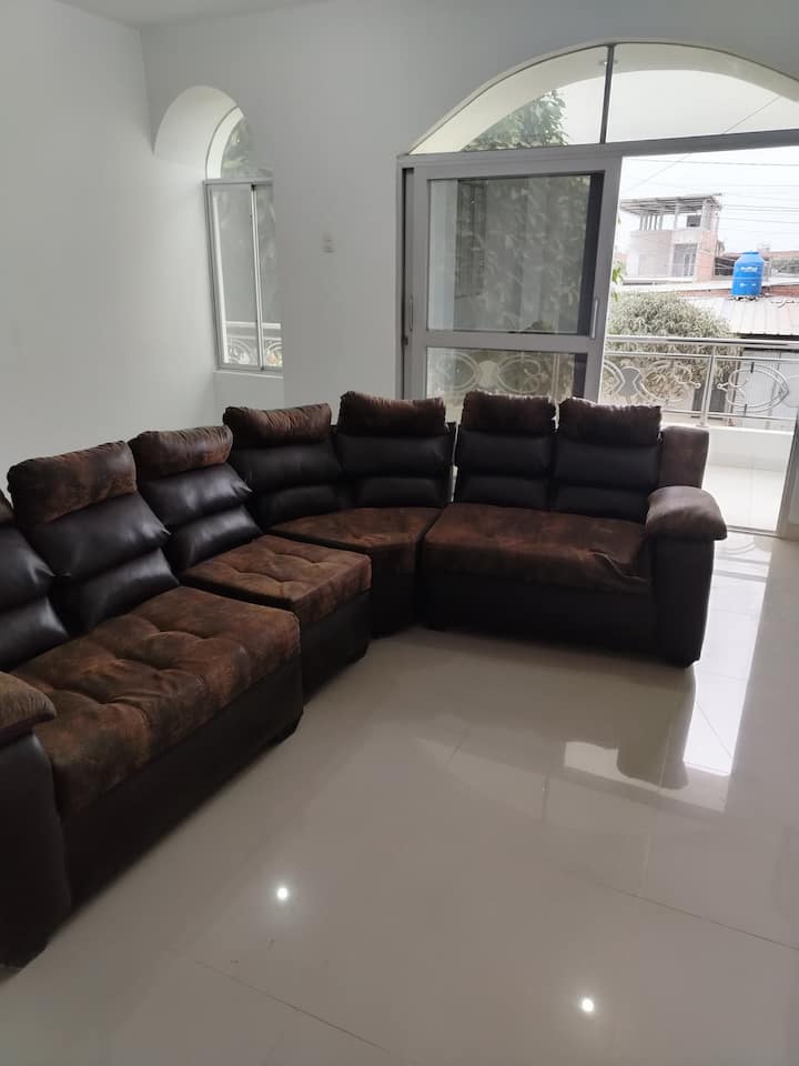 Piso En Tumbes -Tres Habitaciones -Tres Baños - Tumbes