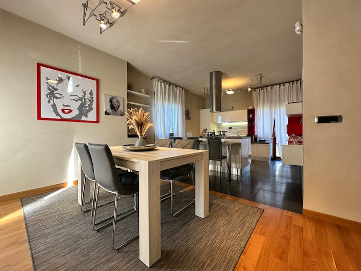 [Arezzo] La Rondine – 2 Camere E Parcheggio - Arezzo