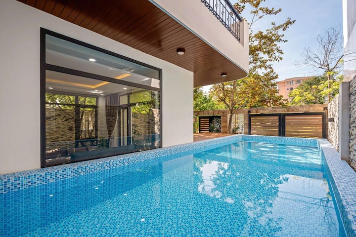 Modern Pool Villa 5br Full Ac – Best Price Deal - Da Nang, Province, Vietnam