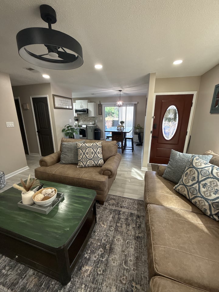 Peaceful Path Getaway - Fayetteville, NC