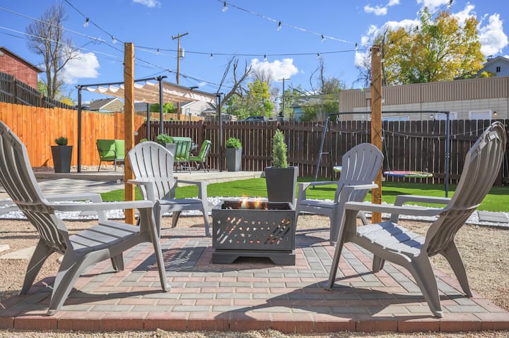 Sleeps Up To 8 Adults! Two Homes On One Property. - Casper, WY