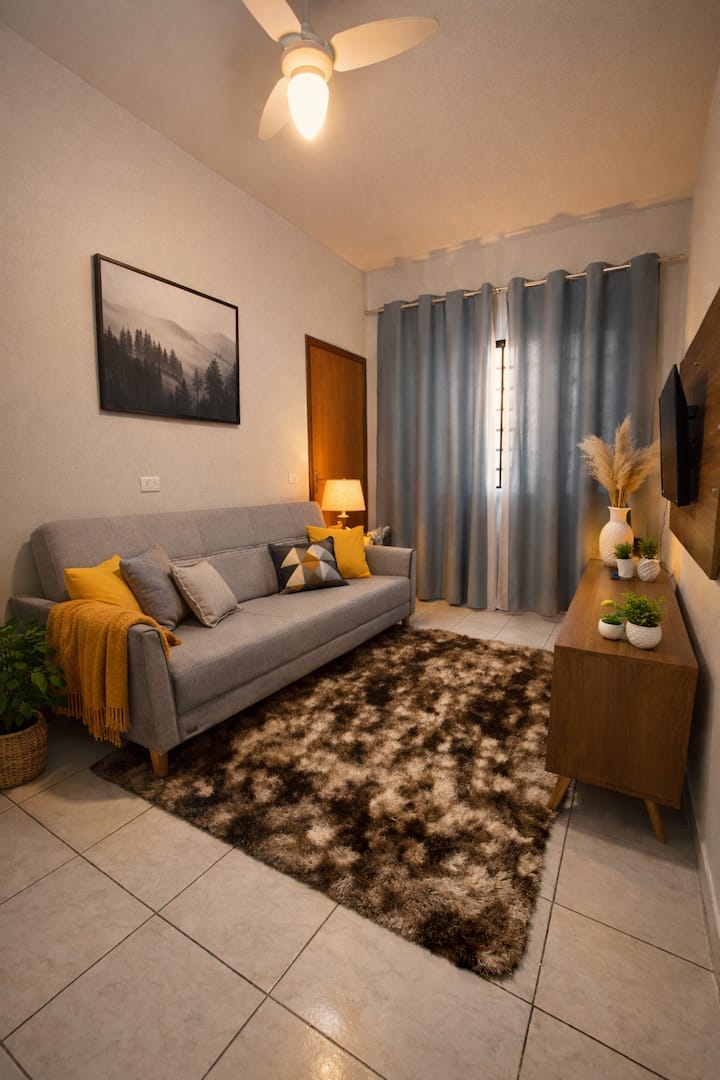 Studio Frente Executivo • Ar-cond • Garagem - Maringá