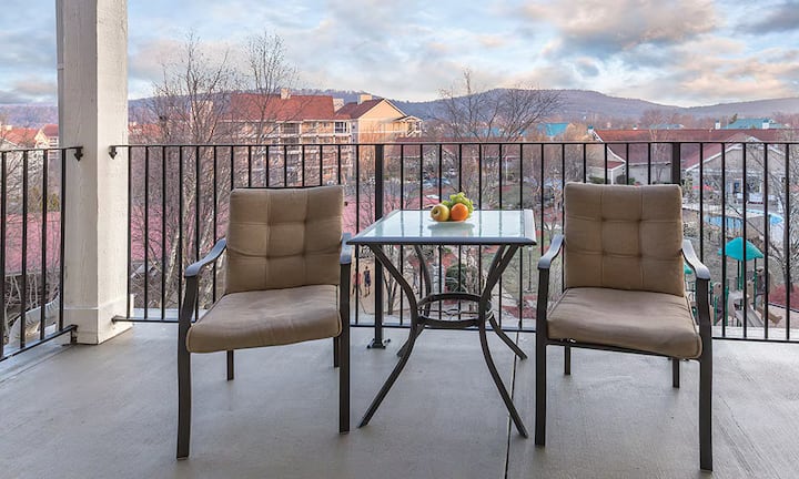 Amazing 4br Presidential In Branson At The Meadows - Branson, MO