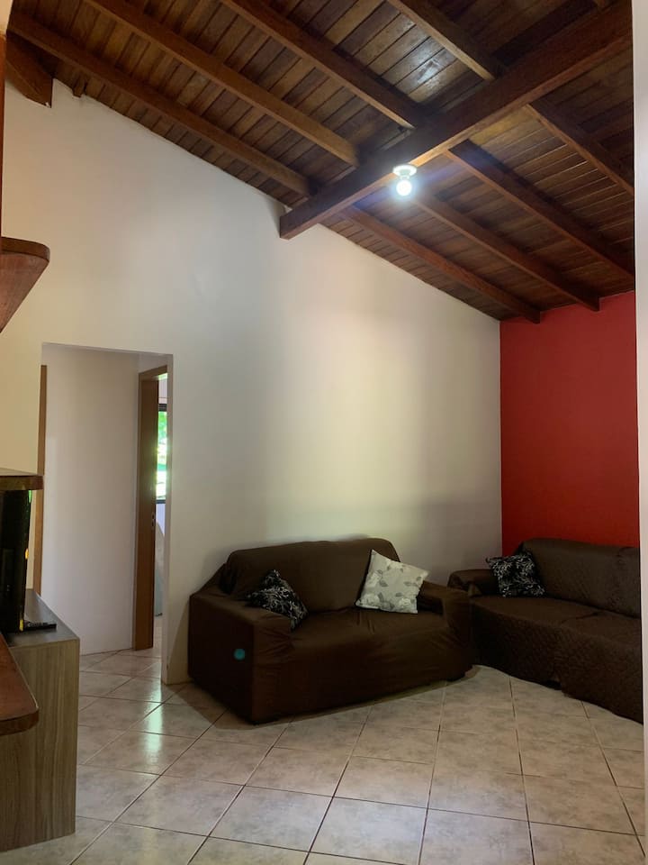 Casa No Centro De Garopaba - Garopaba