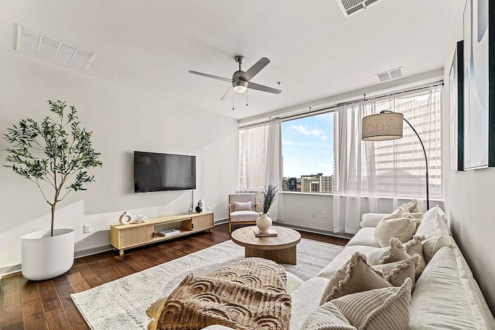 The Beaumont Residence Of Dallas 2br | Pool + Dt - Dallas, TX