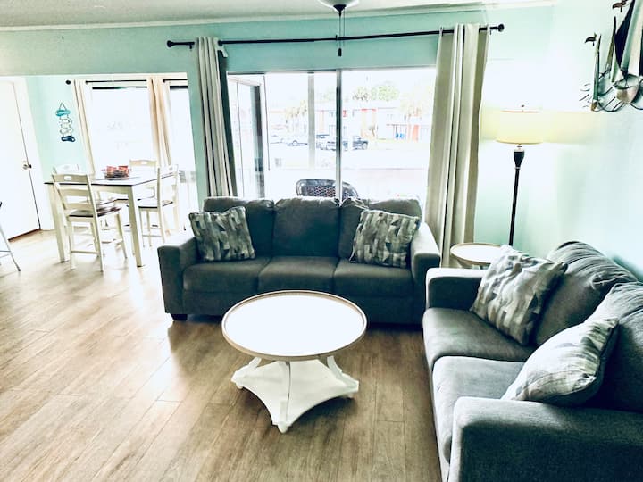 Coastal Hideaway - Snowbird/long Term Rates - Destin, FL