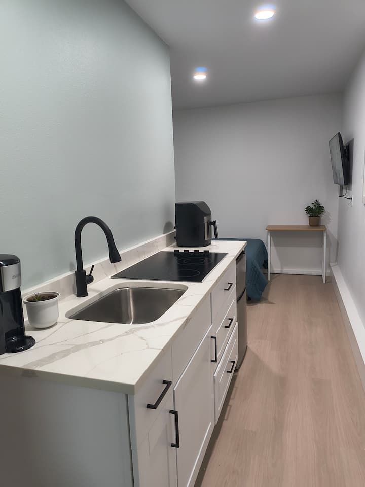 Flores Home - Tacoma, WA