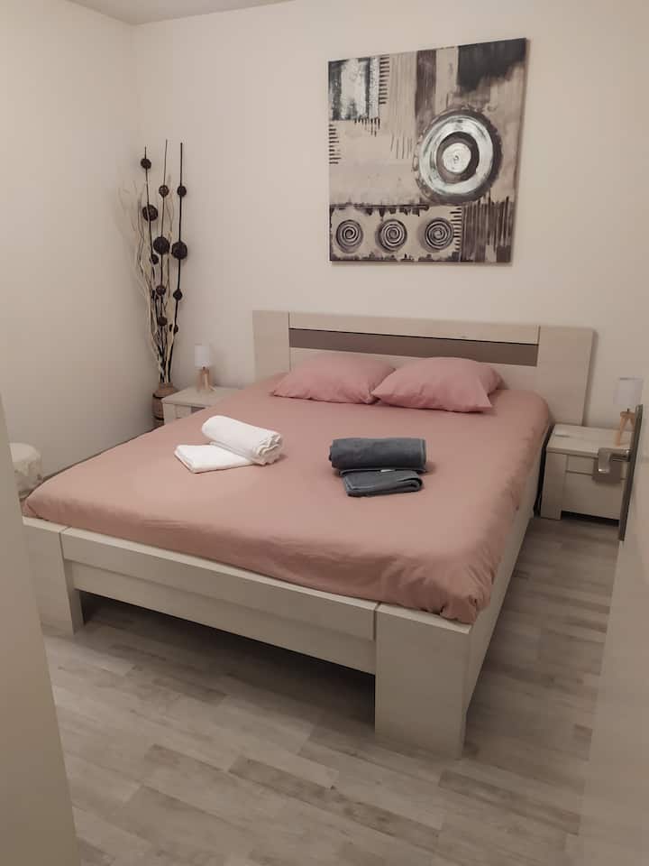 Appartement 4 Personnes Proche Disneyland Et Paris - Pontault-Combault