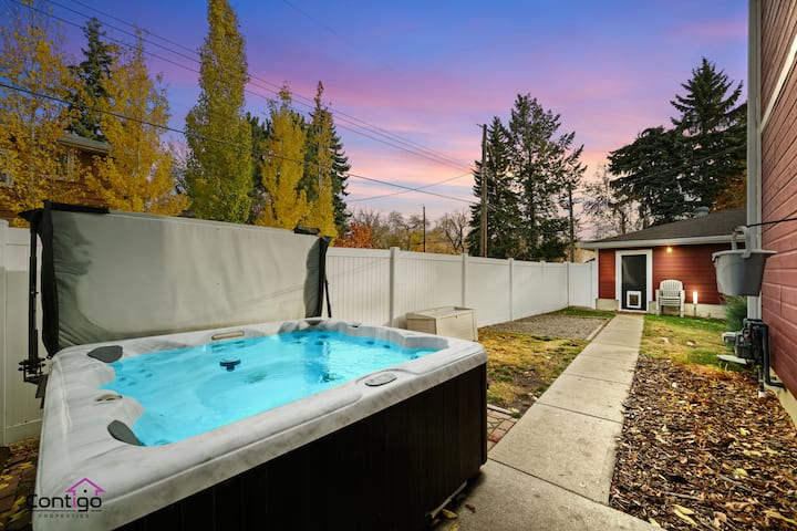Urban Haven | Near Dt | Hot Tub | Ac | Petfriendly - Edmonton