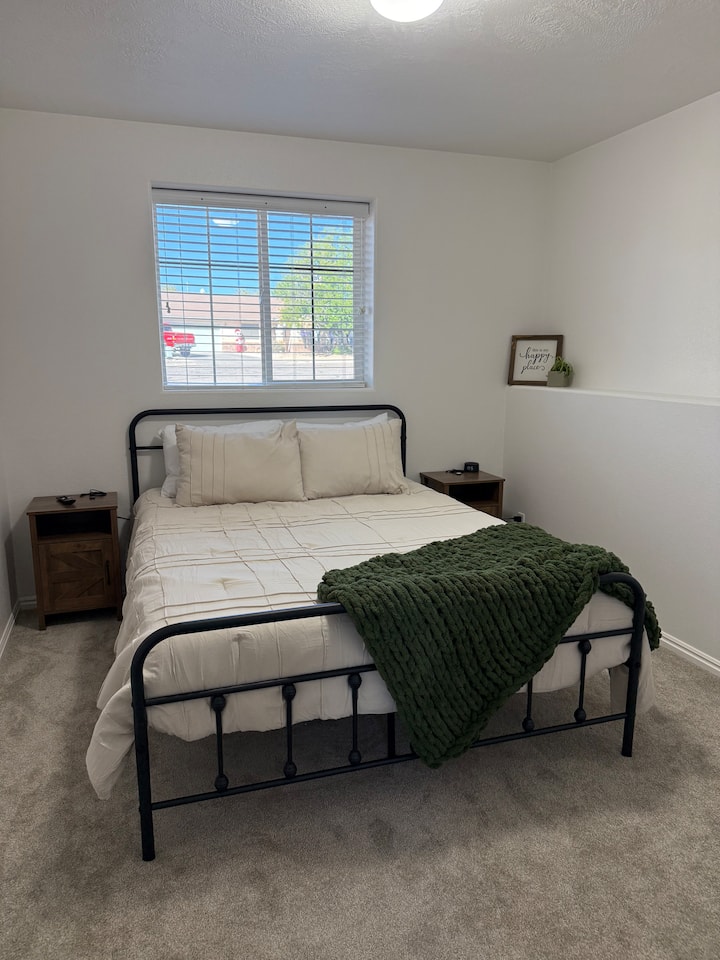 The Quickie -Simple, Stylish, & Central St. George - St. George, UT