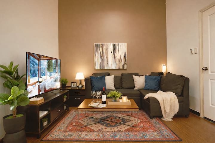 New! 2br W/ City Views In Makati & Fast Wi-fi! - Makati