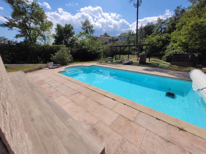 Villa Familiale Du Lauzas Avec Piscine - Aubenas