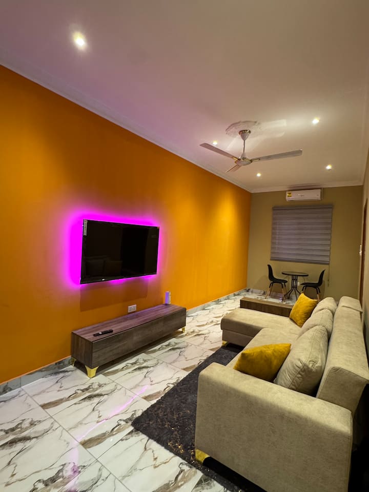Lux 1-bedroom Apartment In East Legon - Accra