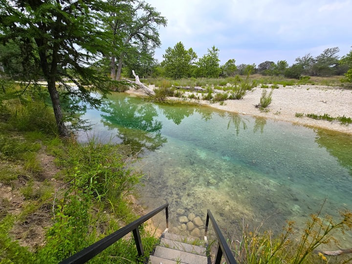 Water's Edge On The Frio - Leakey, TX