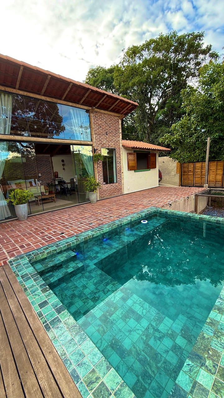 Hidro Dupla, Piscina Quente E Cinema Ao Ar Livre - Confins