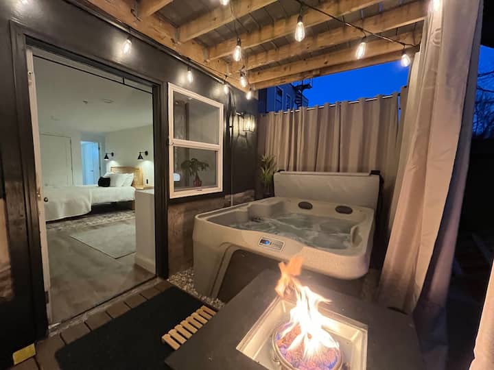 Hot Tub Patio + 2 Ensuites | Walk To Capitol & Mvp - Albany, NY
