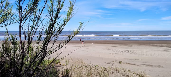 En La Playa De Gesell, Departamento En Planta Baja - Villa Gesell