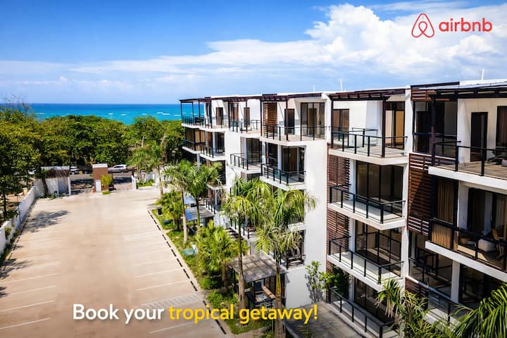 Luxurious Beachfront Apt: Pool Gym Bbq City Center - Puerto Plata