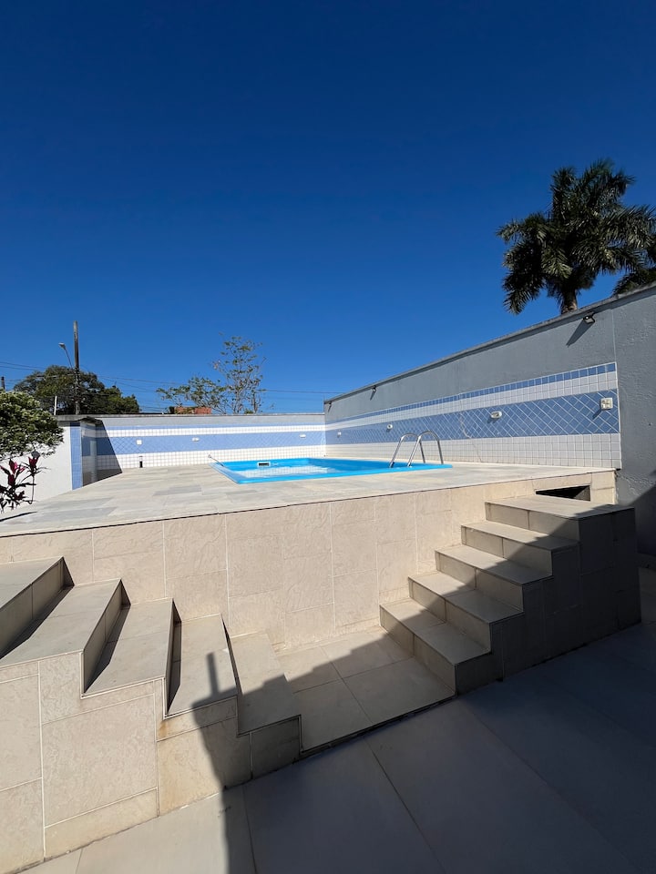 Casa Confortável Com Piscina - Guarujá