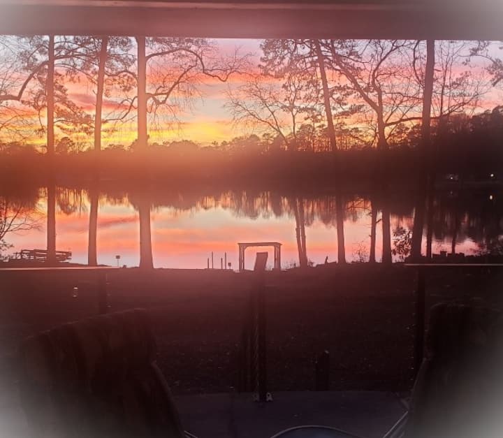 The Hampton Hideaway
2.4 Miles- Echopark Speedway - Hampton, GA