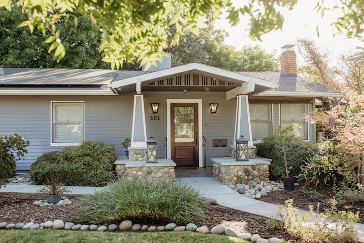 Sierra's Secret Garden - Exeter, CA