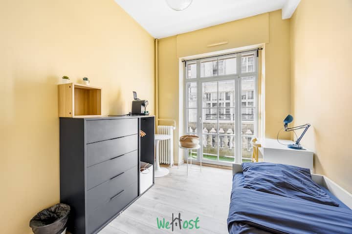 Petit Studio Pratique Et Moderne - Besançon