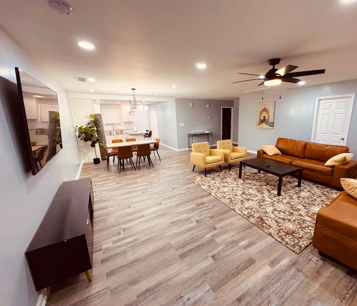 “Cozy Modern Retreat Just 10 Minutes From Atlanta” - Stone Mountain, GA