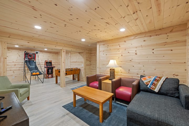 Massanutten Resort Log Cabin 4 Min From Center - Massanutten, VA