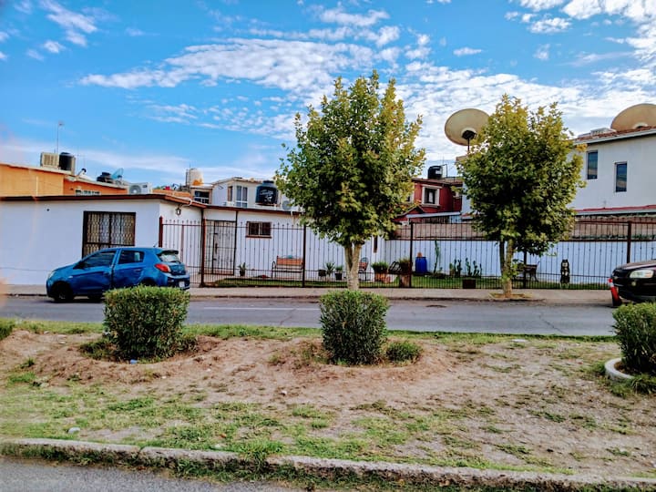 Casa Frente A La Normal Y Cerca Del Tec De Mty - Chihuahua