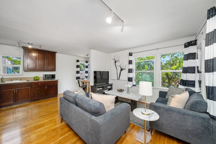 Los Angeles Modern Duo - Los Angeles, CA