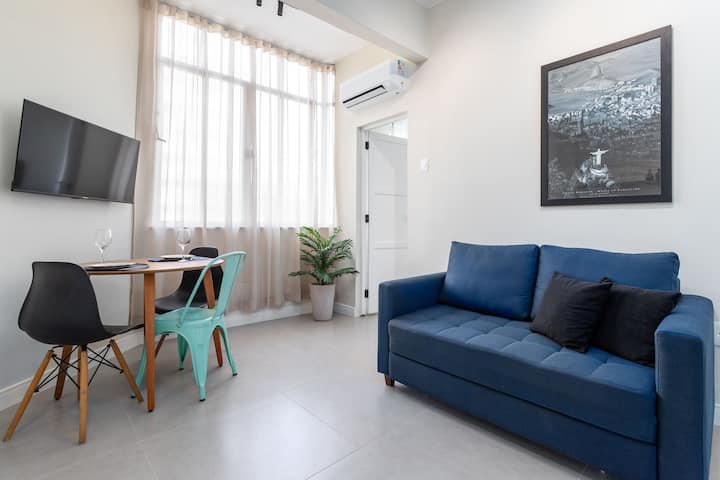 Charming Apt In Heart Of Copacabana/beach/metro - Rio de Janeiro